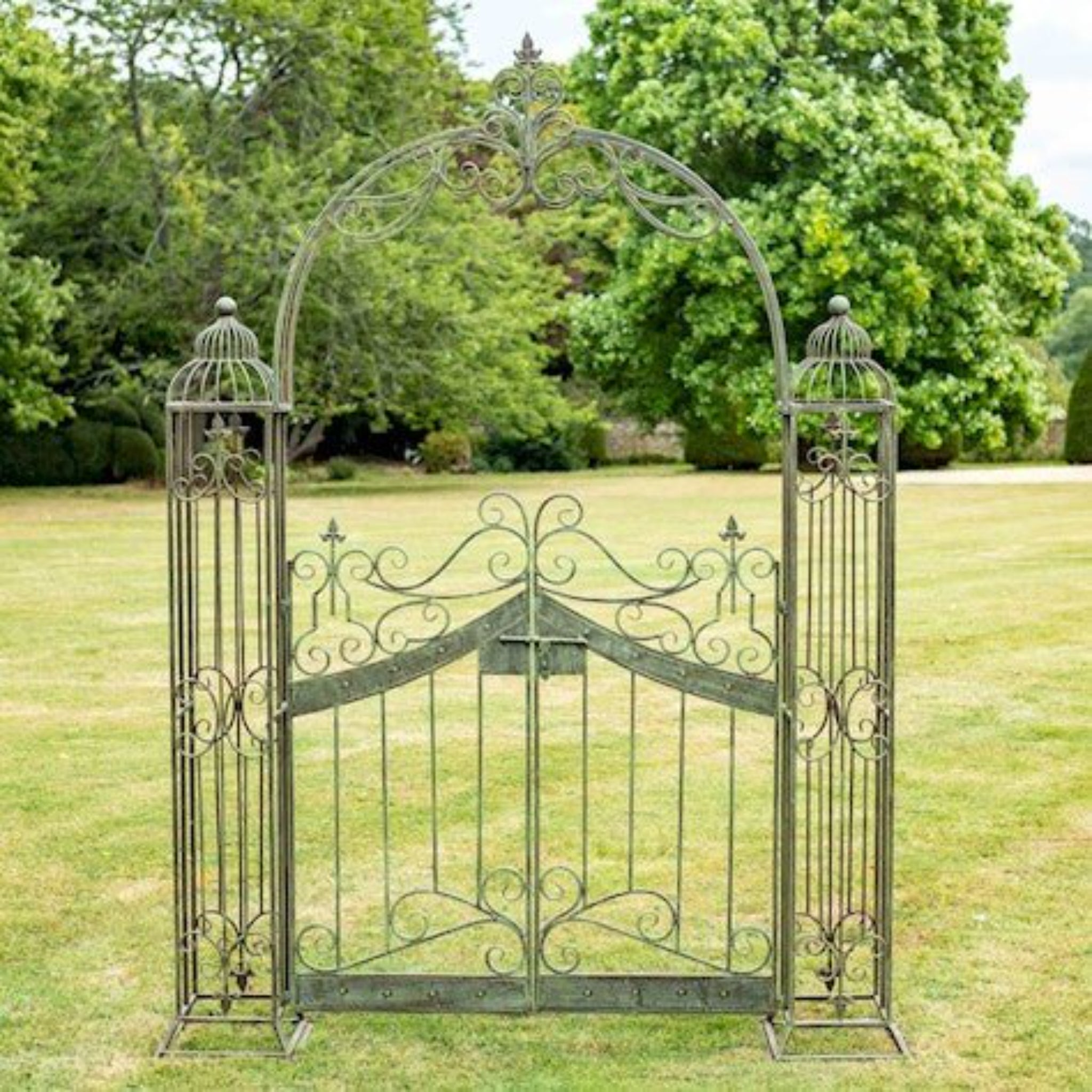 Ascalon Vintage Arch with Gates — Outdoor Iconic
